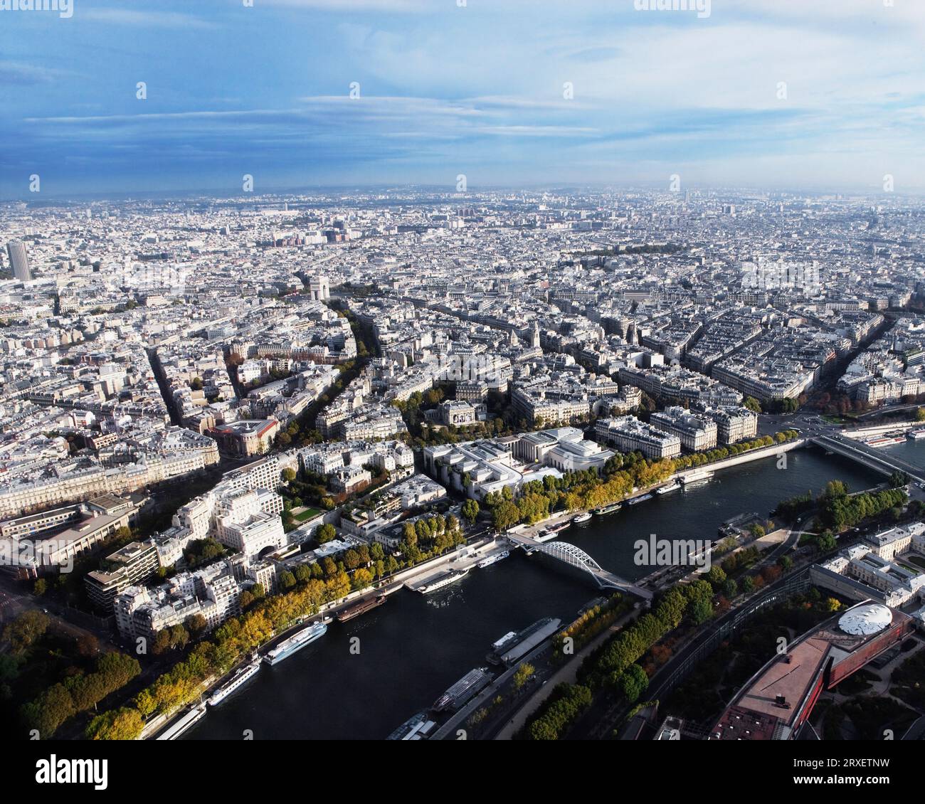 Elevated view of the Paris cityscape Stock Photo - Alamy