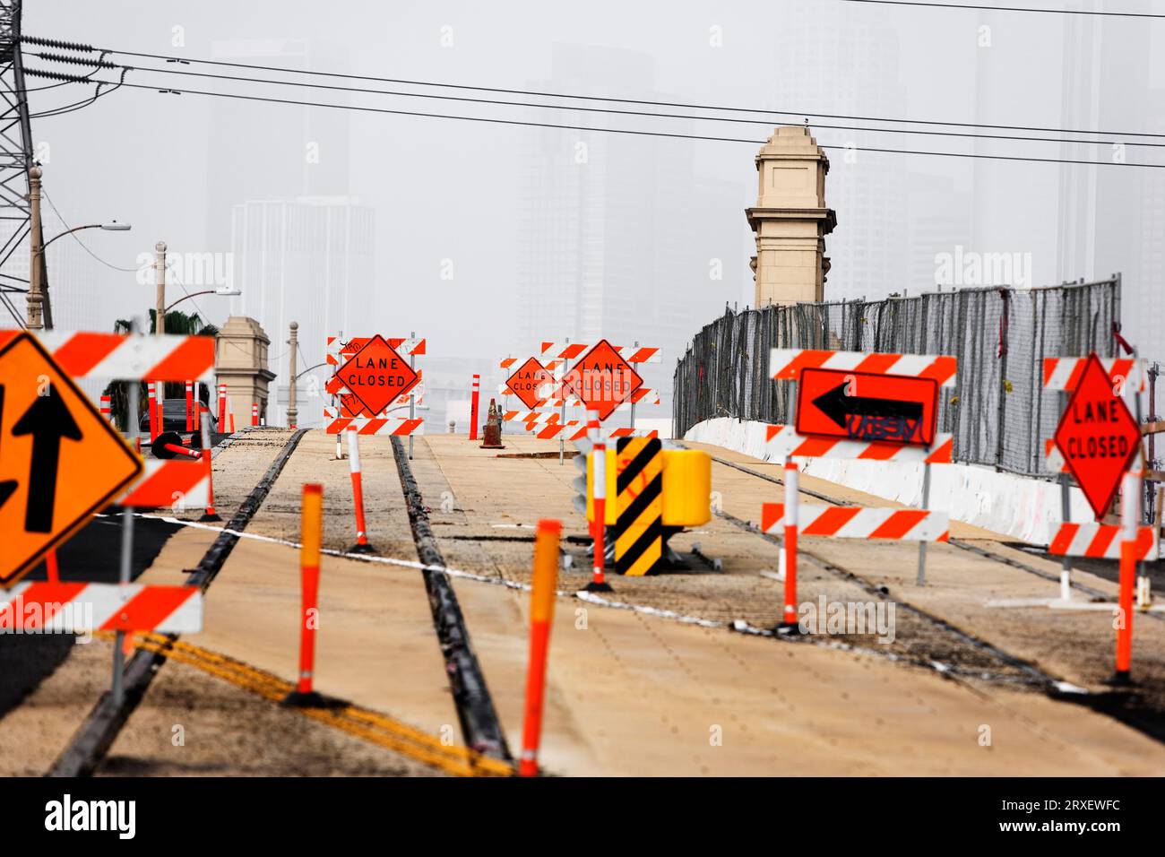 Lane closed construction signs Stock Photo - Alamy
