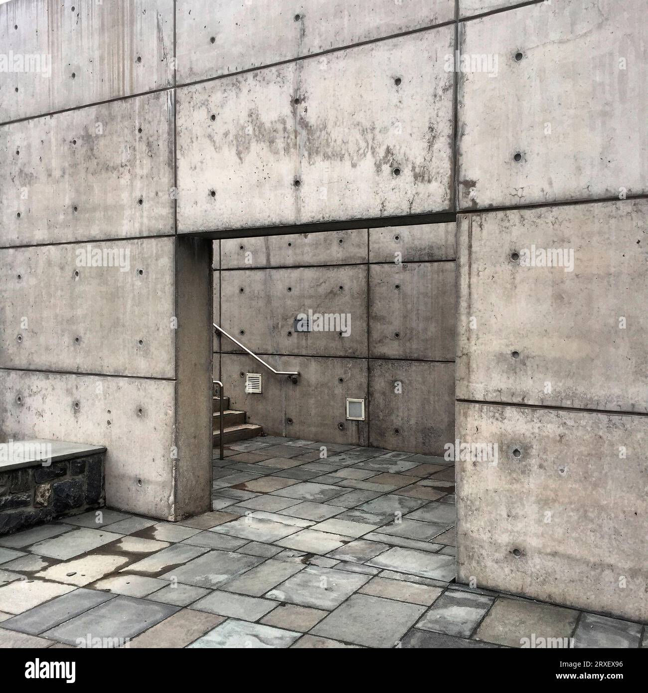 Cement building wall, Ashburn, Virginia Stock Photo - Alamy