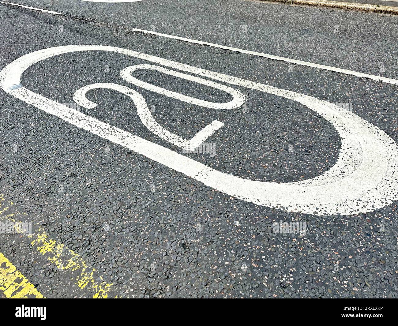 20 miles an hour road sign Stock Photo - Alamy