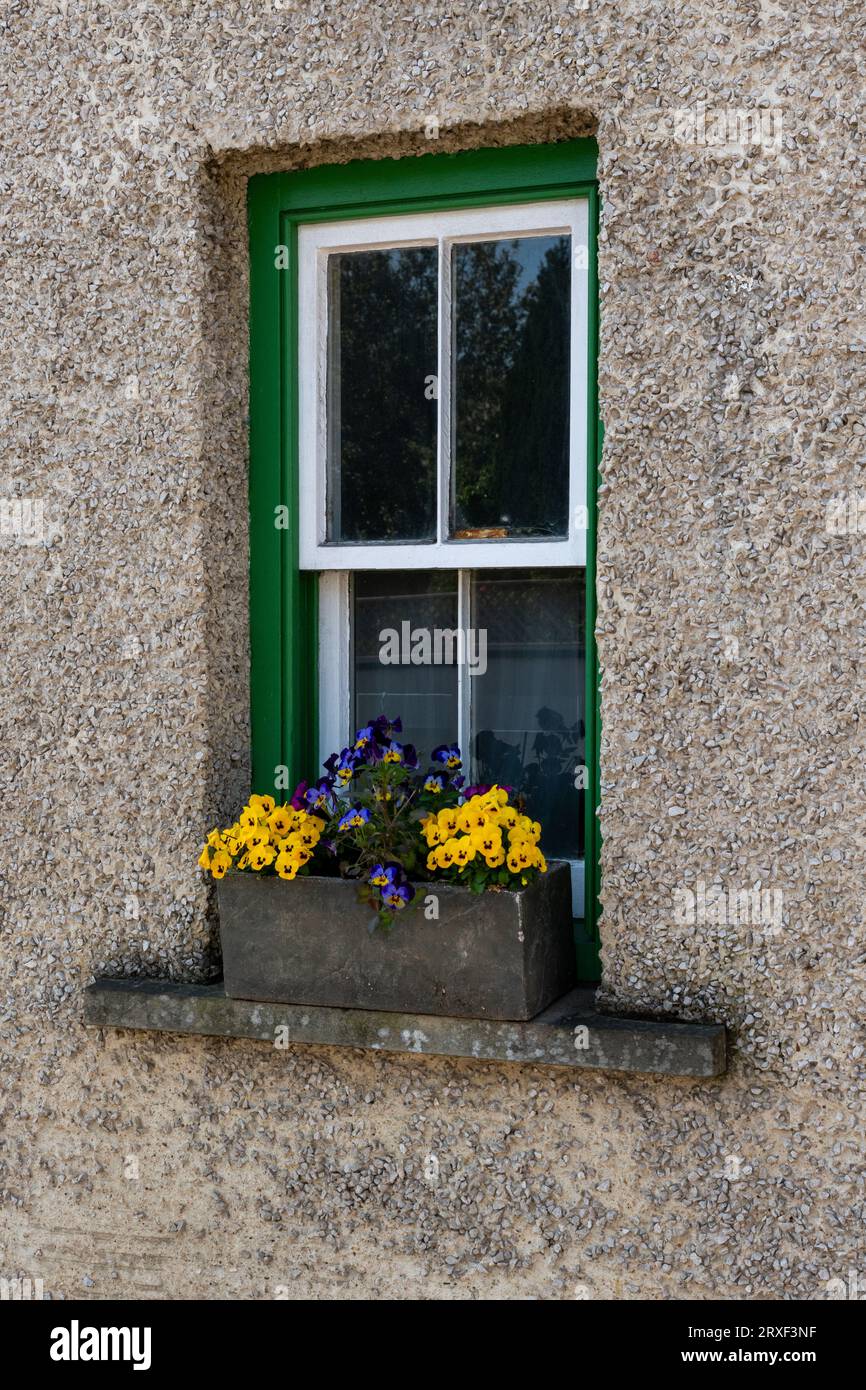 Window box design hi-res stock photography and images - Alamy