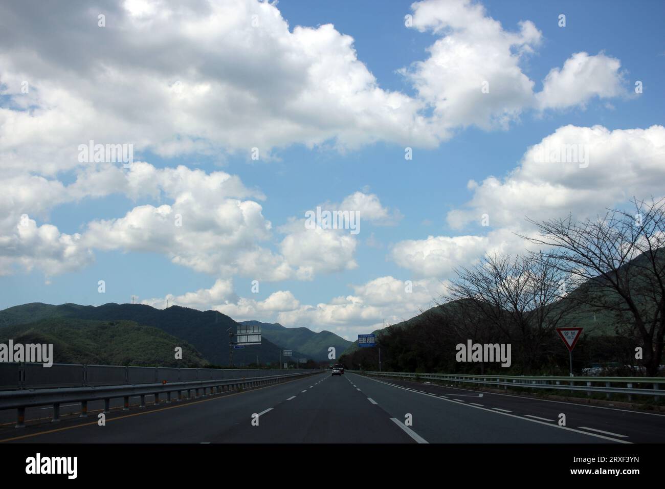 2023 highway hi-res stock photography and images - Alamy