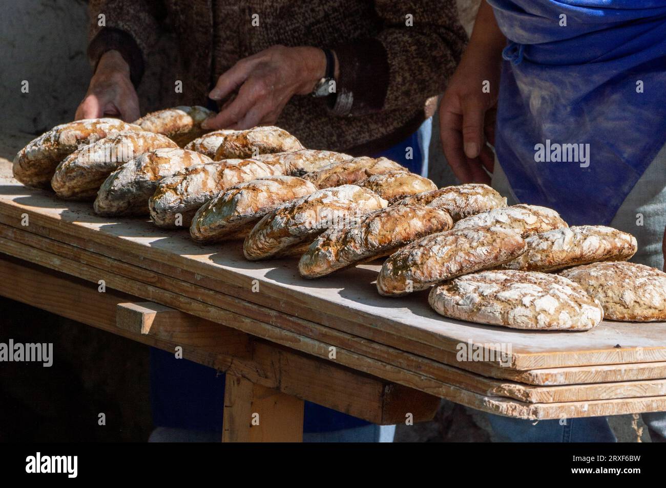 Breads baked in wood hi-res stock photography and images - Alamy