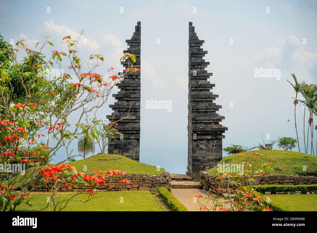 Candi ceto hi-res stock photography and images - Alamy