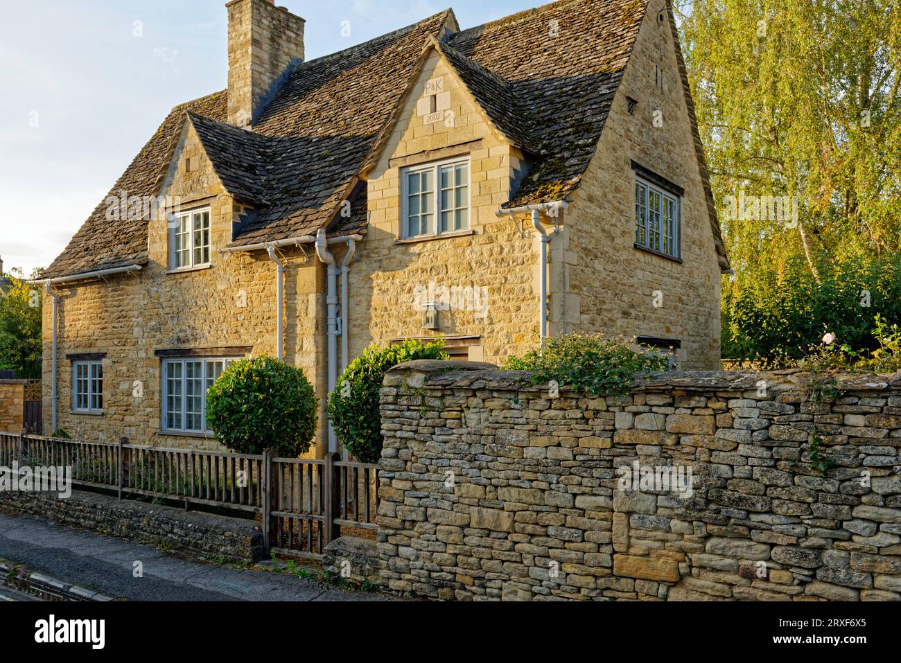 Burford architecture hi-res stock photography and images - Alamy