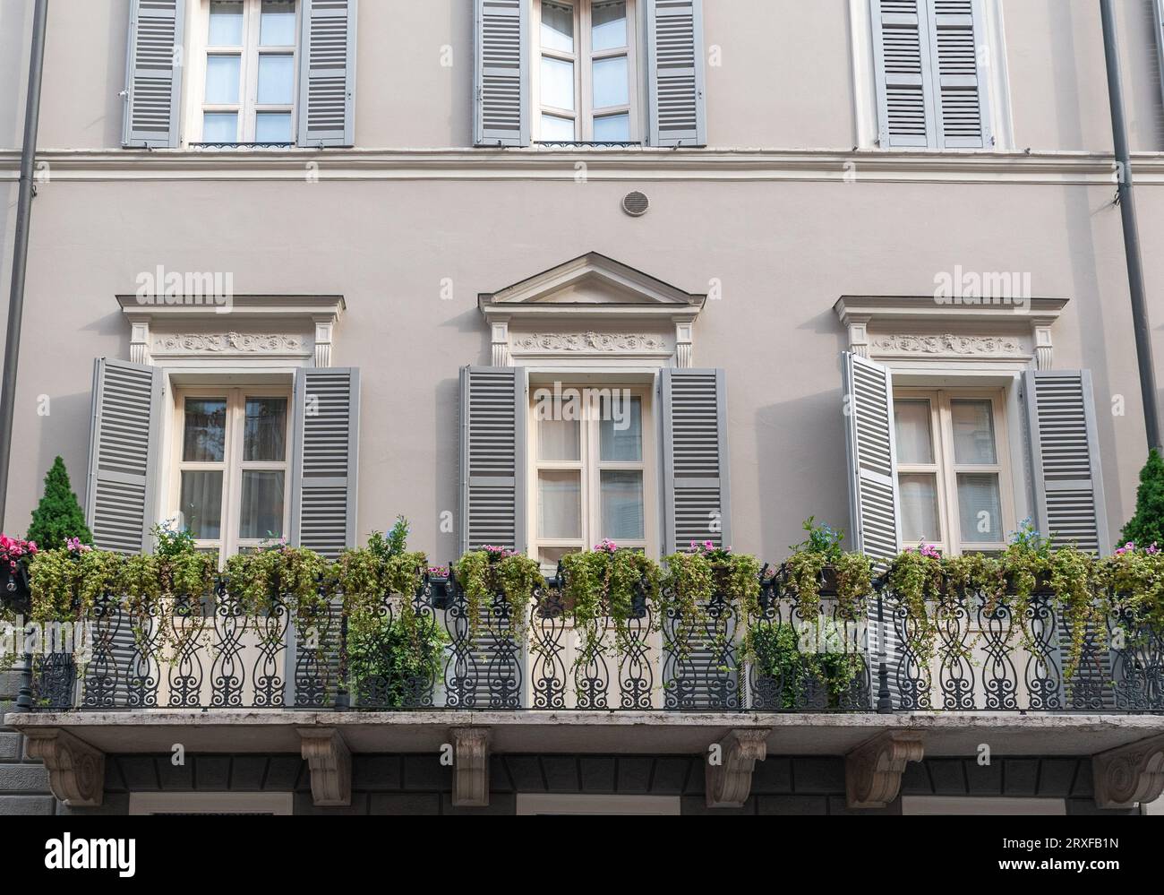 Neoclassica architecture hi-res stock photography and images - Alamy