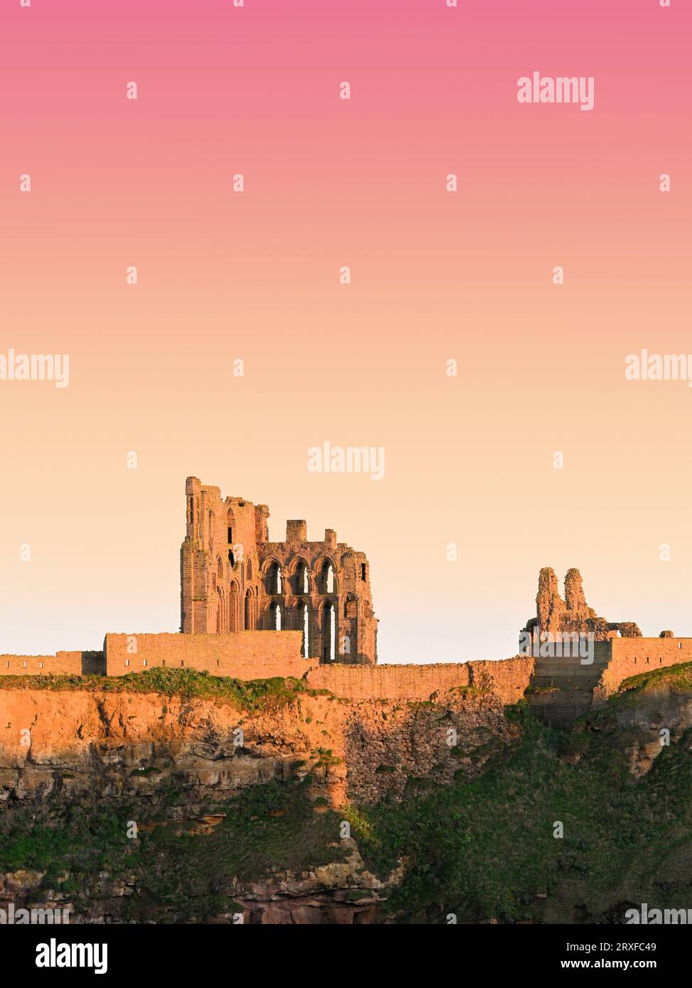 Tynemouth priory red sky twilight hi-res stock photography and images ...