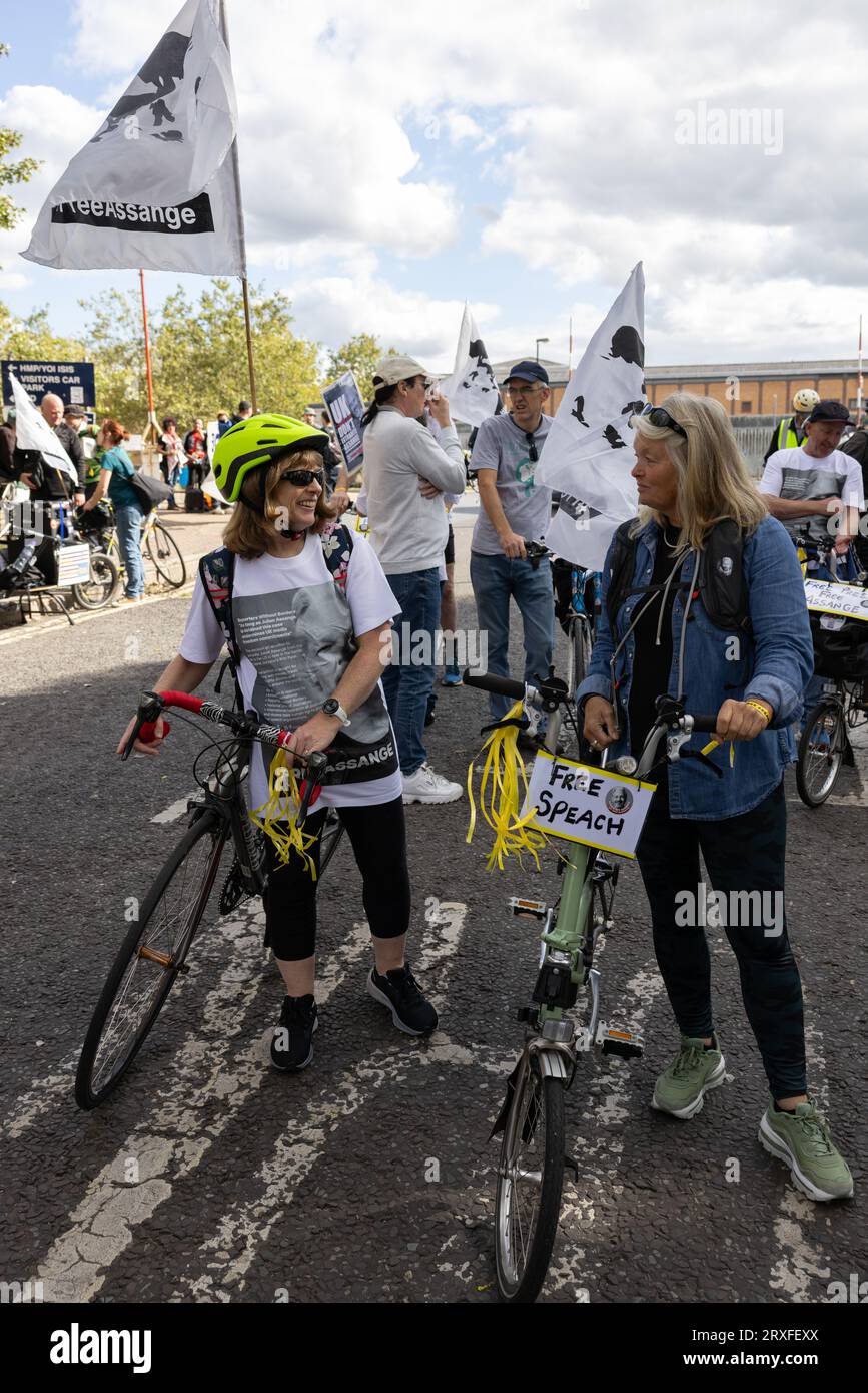 Julian Assange campaign protest bike ride outside HMP Belmarsh London ...