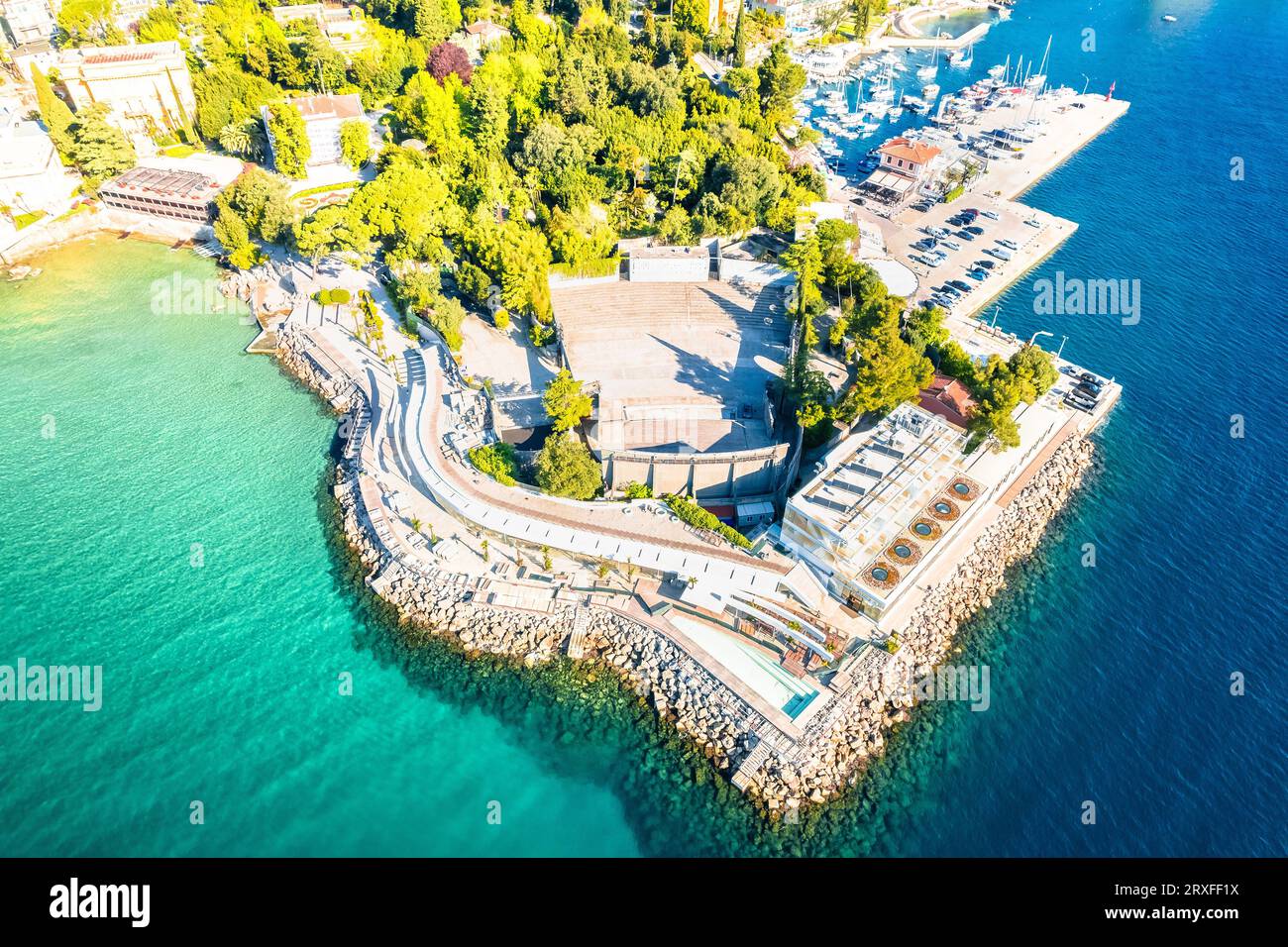 Villa angiolina park hi-res stock photography and images - Alamy