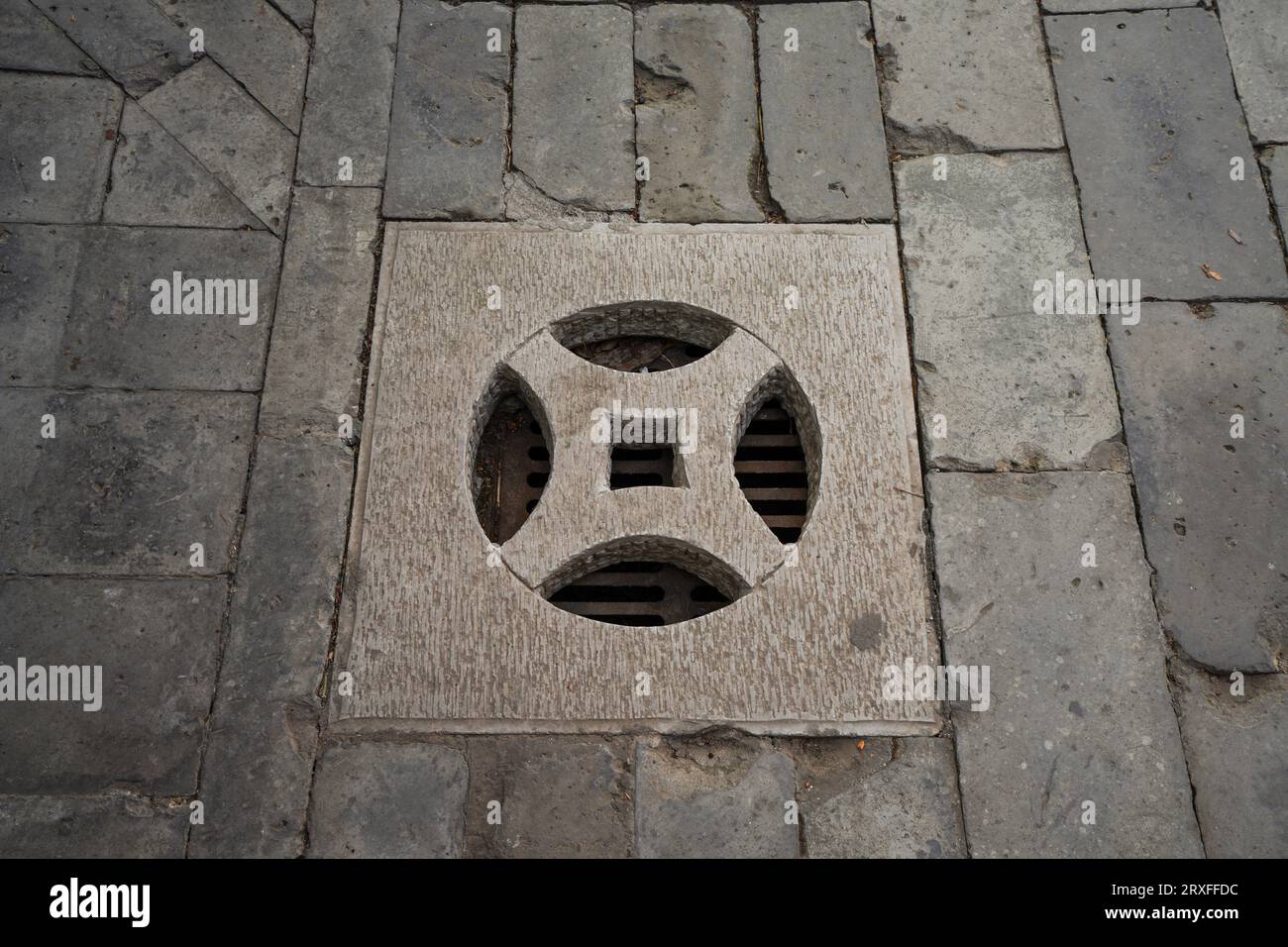Sewer outlet hi-res stock photography and images - Alamy