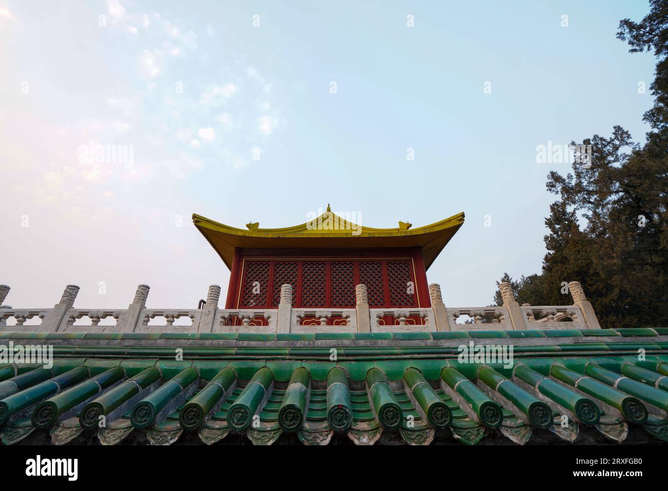 Platform temples hi-res stock photography and images - Alamy