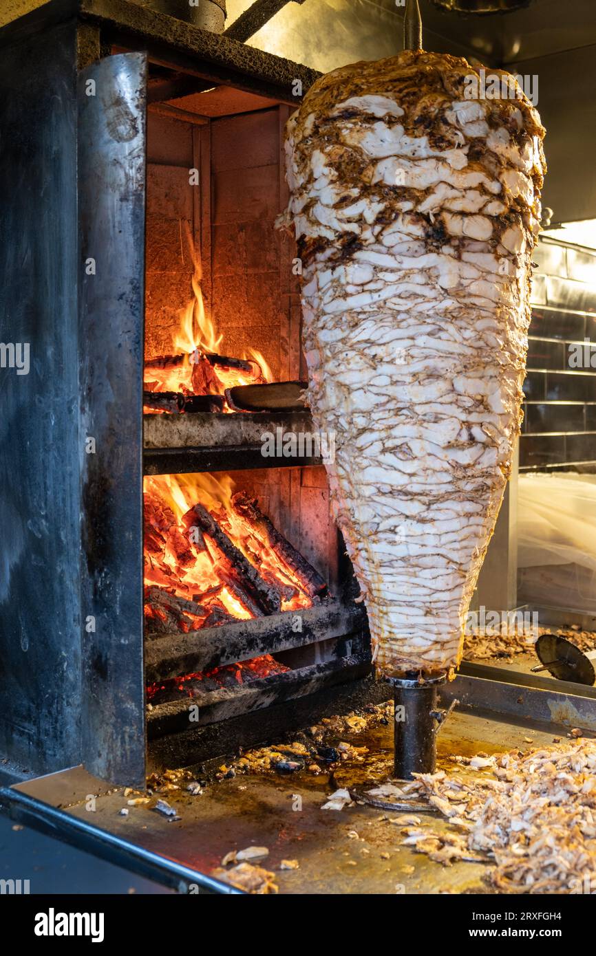 Vertical rotisserie spit grill hi-res stock photography and images - Alamy