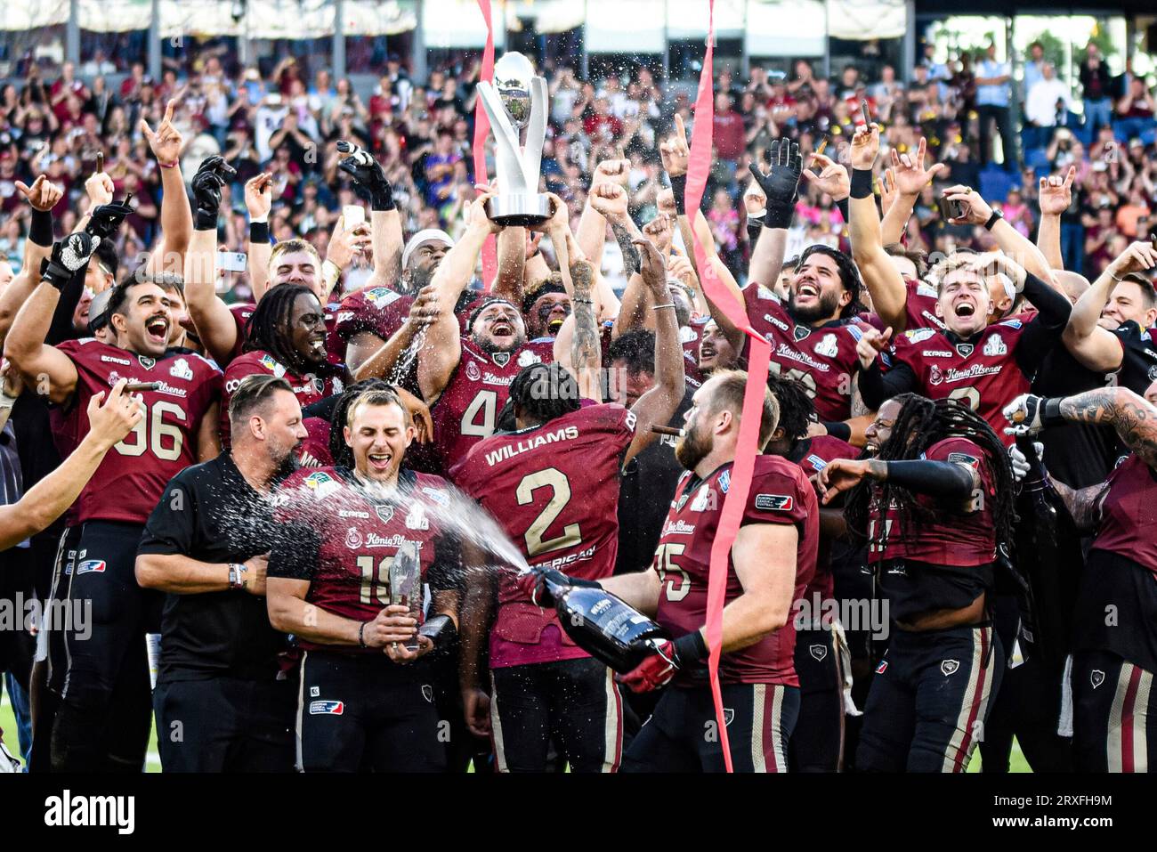 Rhein Fire Siegesfeier, ELF, Championship Game 2023, Rhein Fire gegen Stuttgart Surge am 24 ...