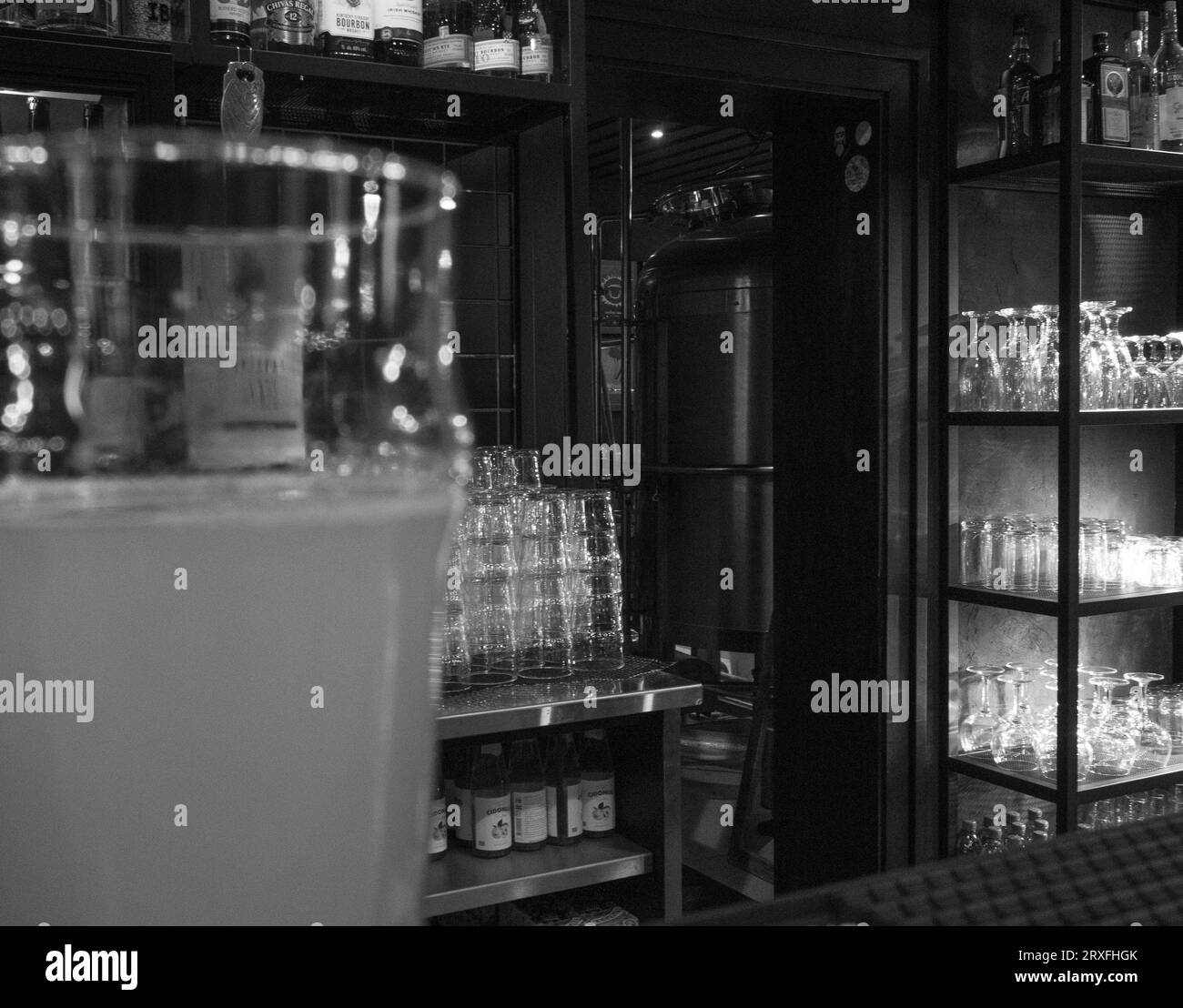 сold beer in glass Black and White Stock Photos & Images - Alamy
