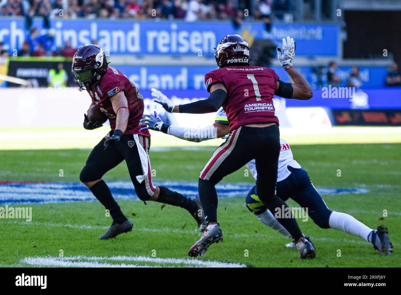 Nathaniel robitaille hi-res stock photography and images - Alamy