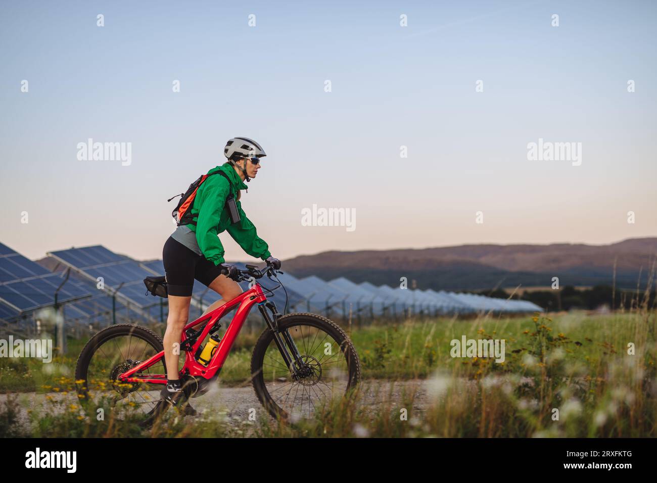 Solar and sustainability tour hi-res stock photography and images - Alamy