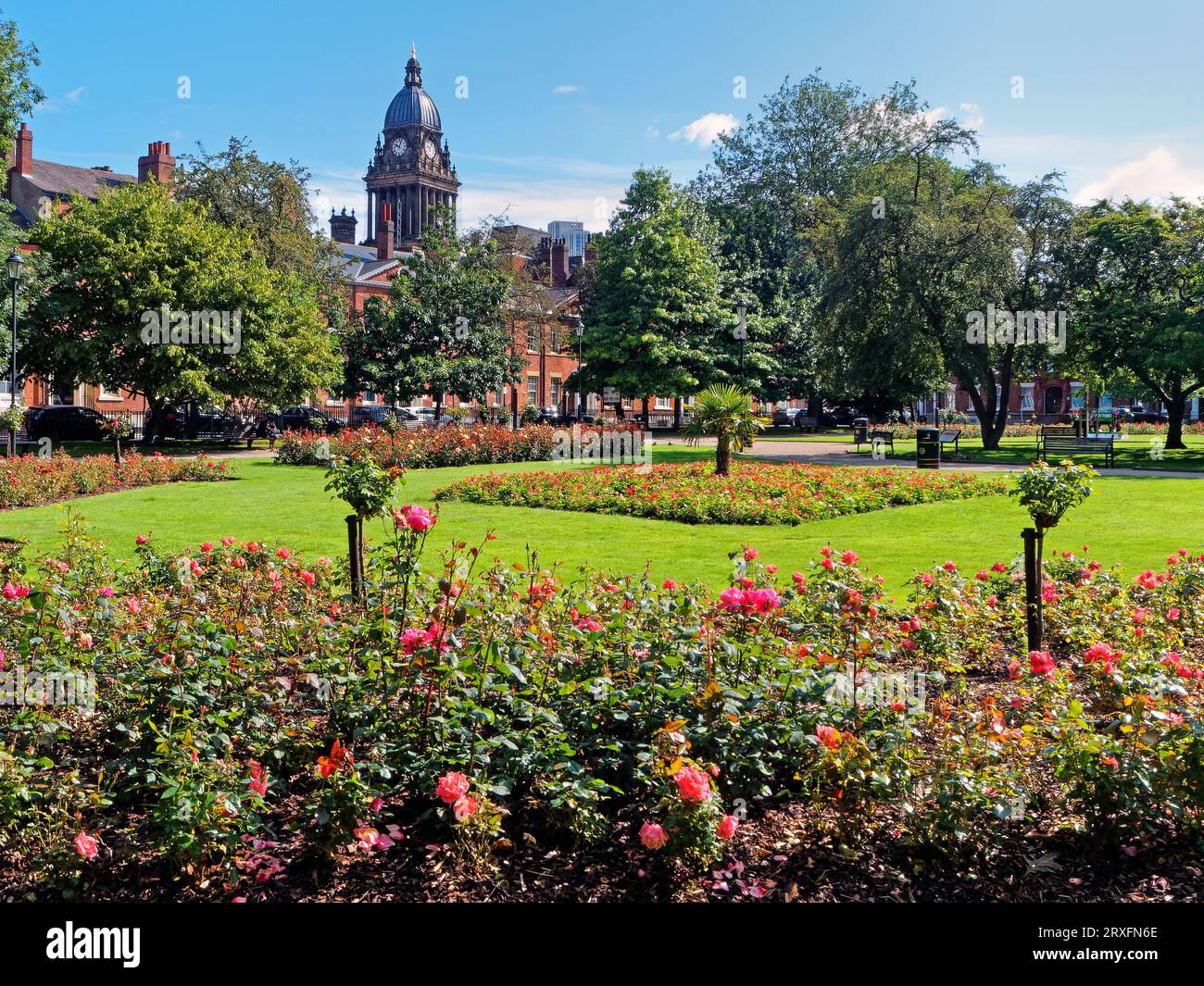 Leeds headrow house hi-res stock photography and images - Alamy