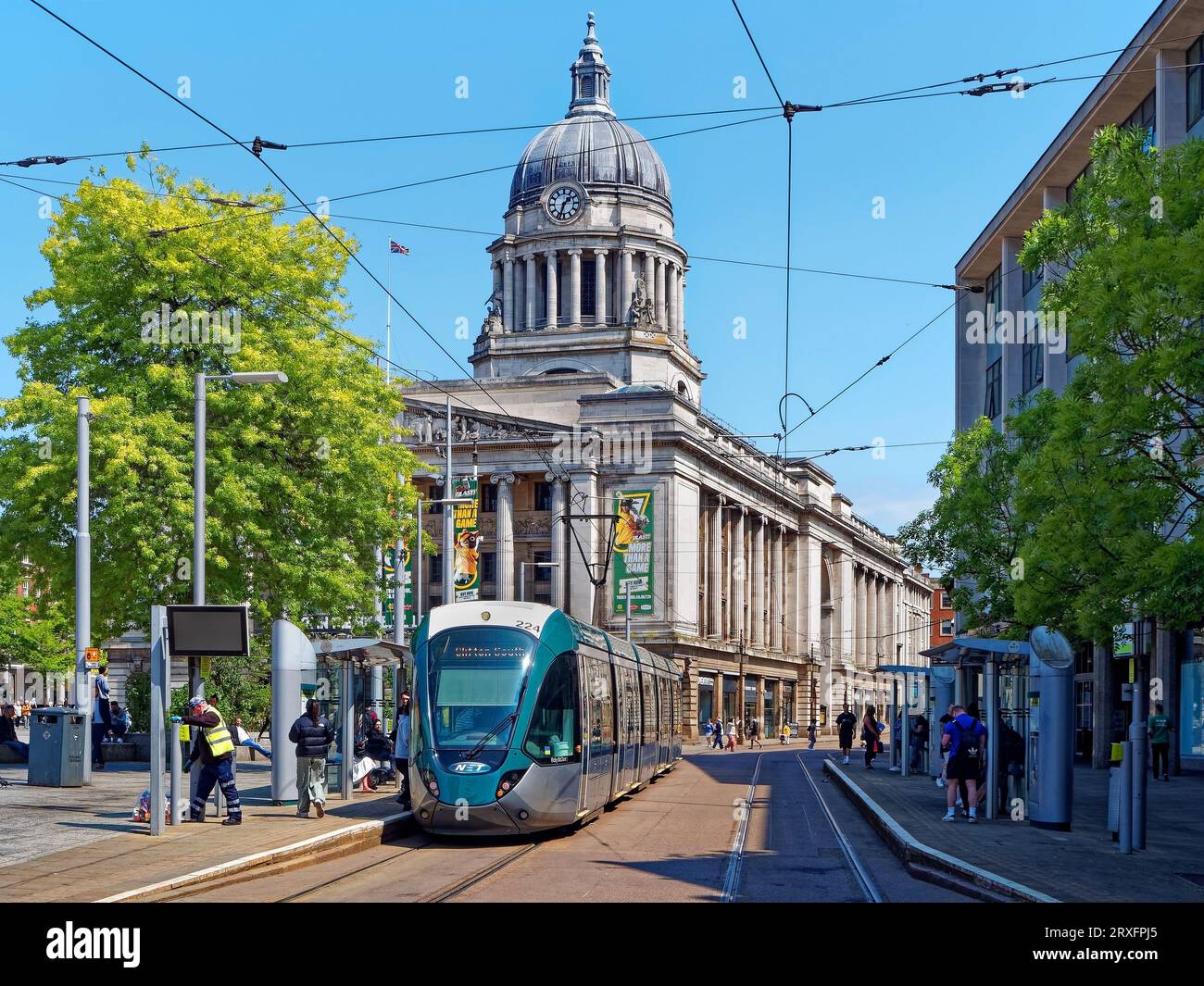 Nottingham express transit hi-res stock photography and images - Alamy