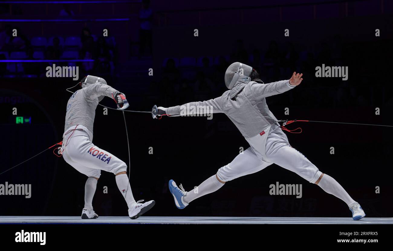 Hangzhou, China's Zhejiang Province. 25th Sep, 2023. Oh Sanguk (R) of ...