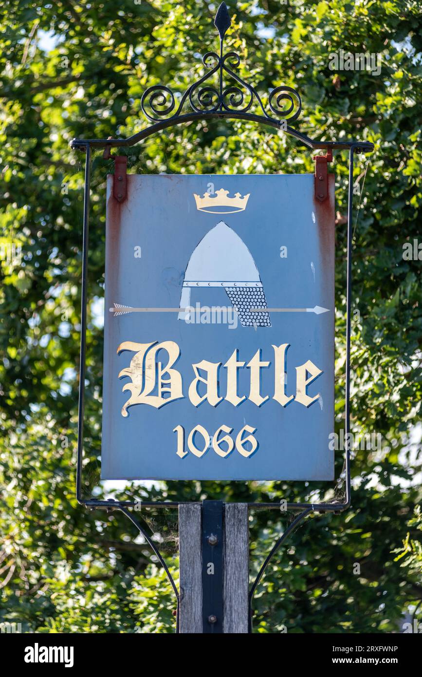 Battle, September 15th 2023: Town sign Stock Photo - Alamy