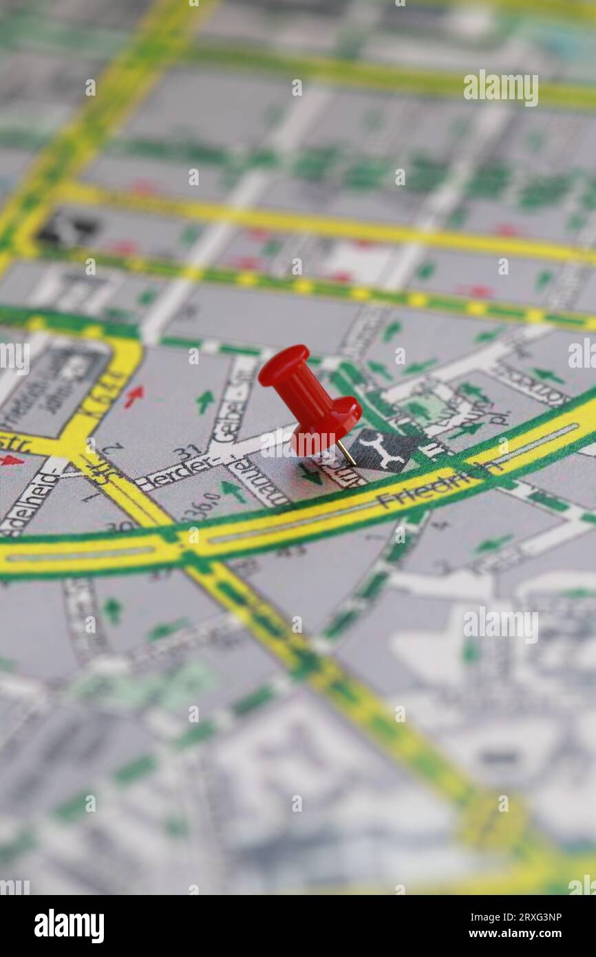 a road map with a pin Stock Photo - Alamy