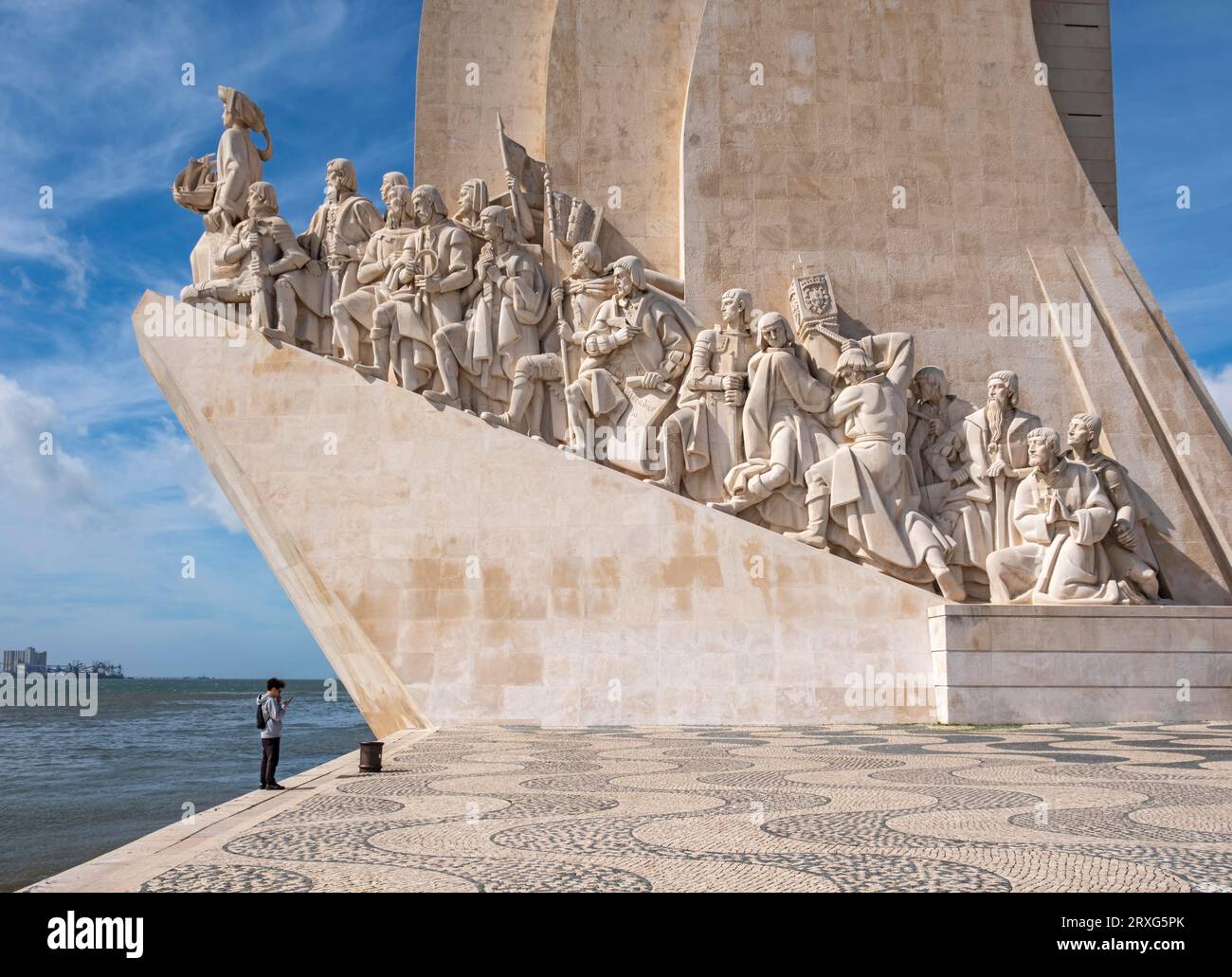 Monument to the Discoveries, Padrao dos Descobrimentos, Belem, Lisbon ...