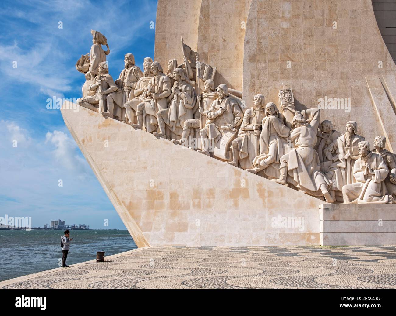 Monument to the Discoveries, Padrao dos Descobrimentos, Belem, Lisbon ...