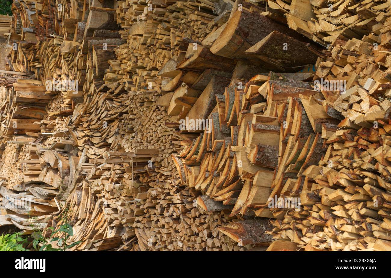 Wooden structures hi-res stock photography and images - Alamy