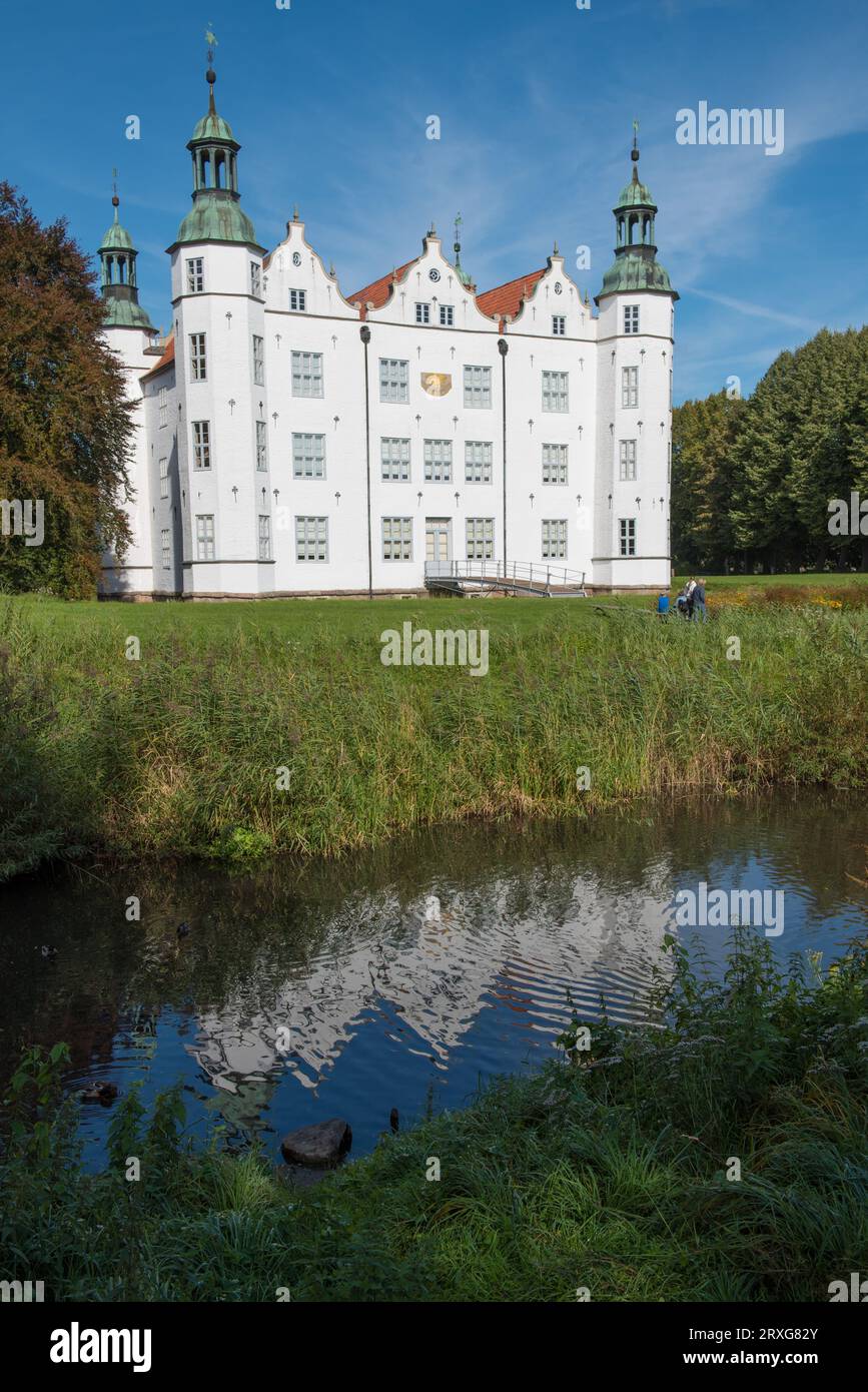 Ahrensburg castle hi-res stock photography and images - Alamy