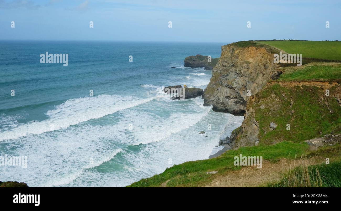 High cliffs at Bassets Cove near Portreath on the north Cornish coast ...