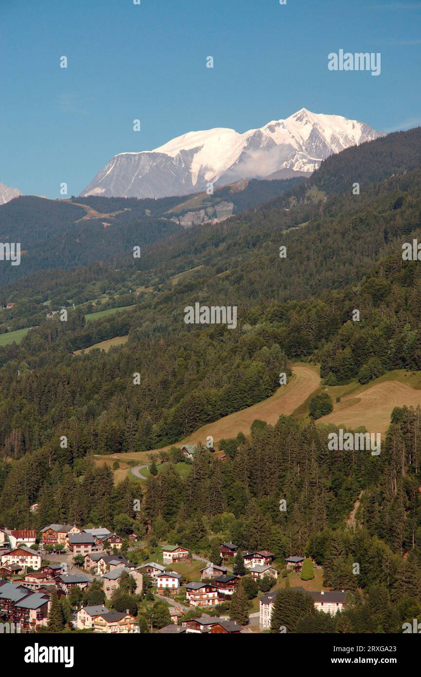 View of flumet hi-res stock photography and images - Alamy