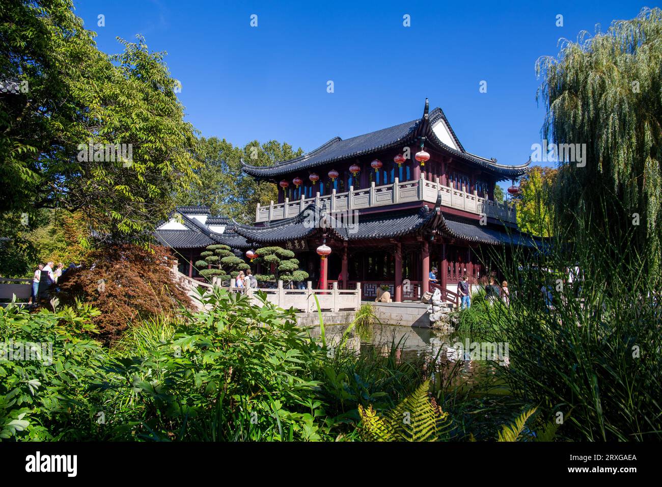 The chinese teahouse hi-res stock photography and images - Alamy