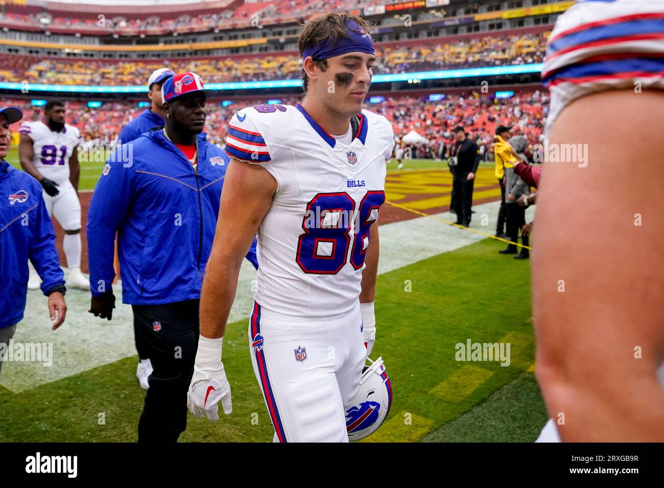 Buffalo Bills tight end Dalton Kincaid (86) leaves the field following ...