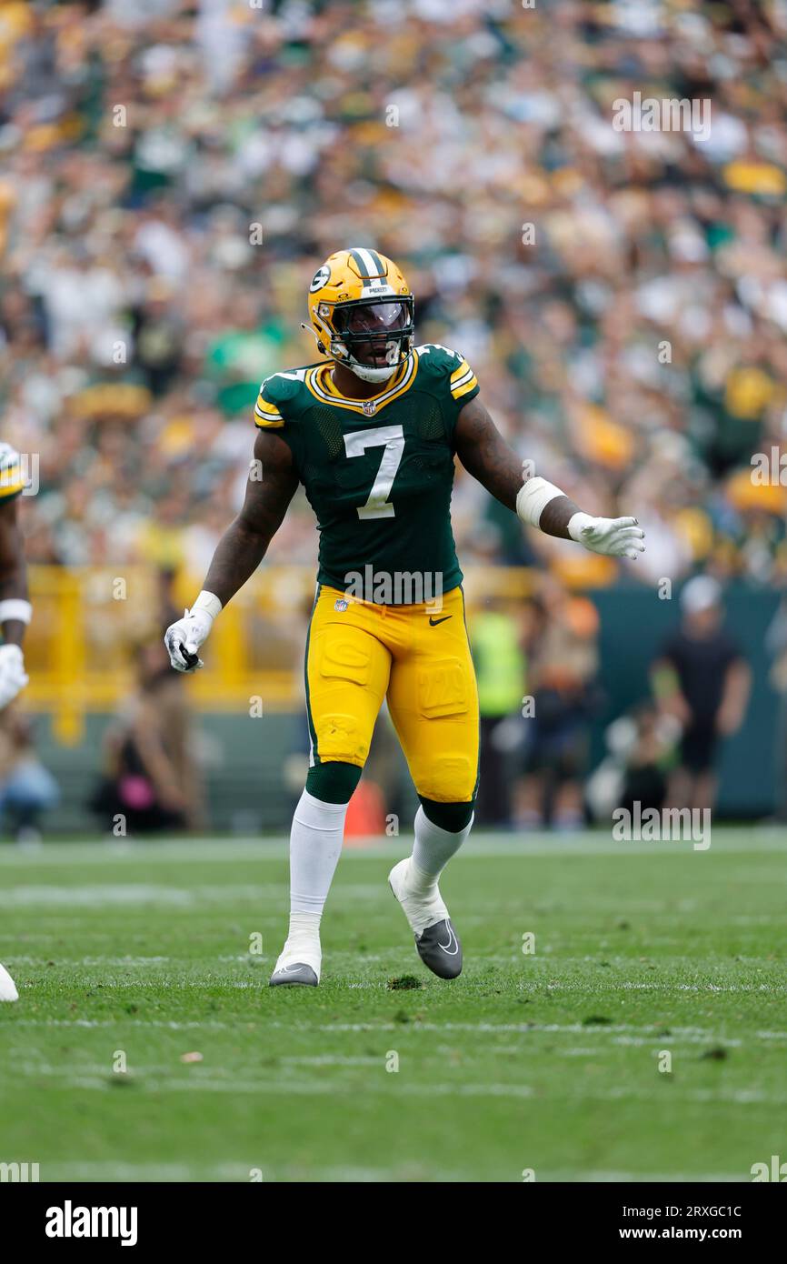 Green Bay Packers linebacker Quay Walker (7) rushes during a NFL ...