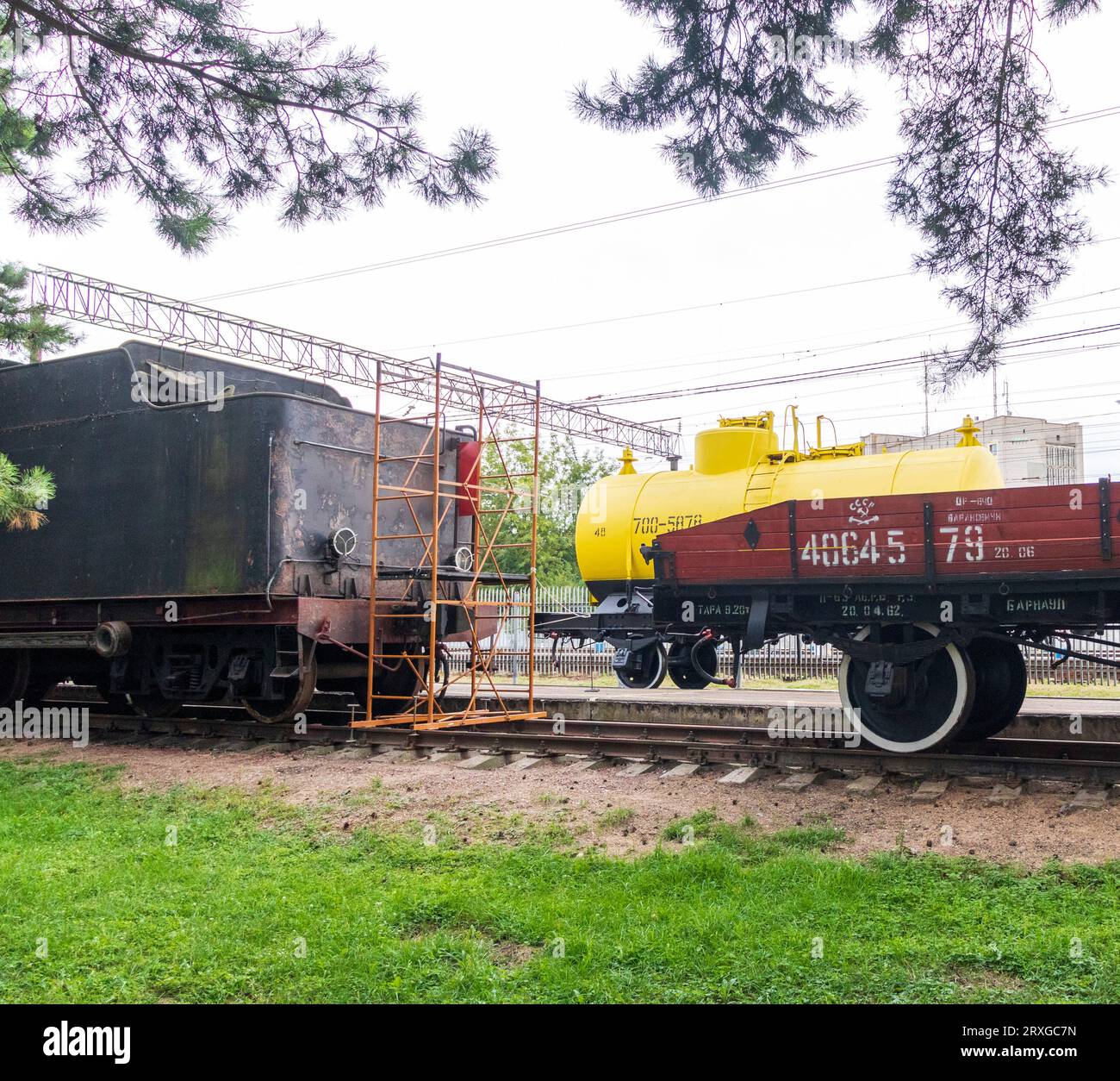 Old cargo train hi-res stock photography and images - Alamy