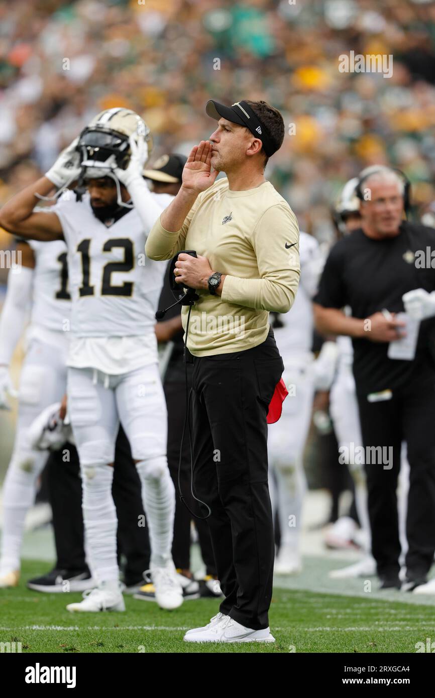 New Orleans Saints Head coach Dennis Allen during a NFL football game ...