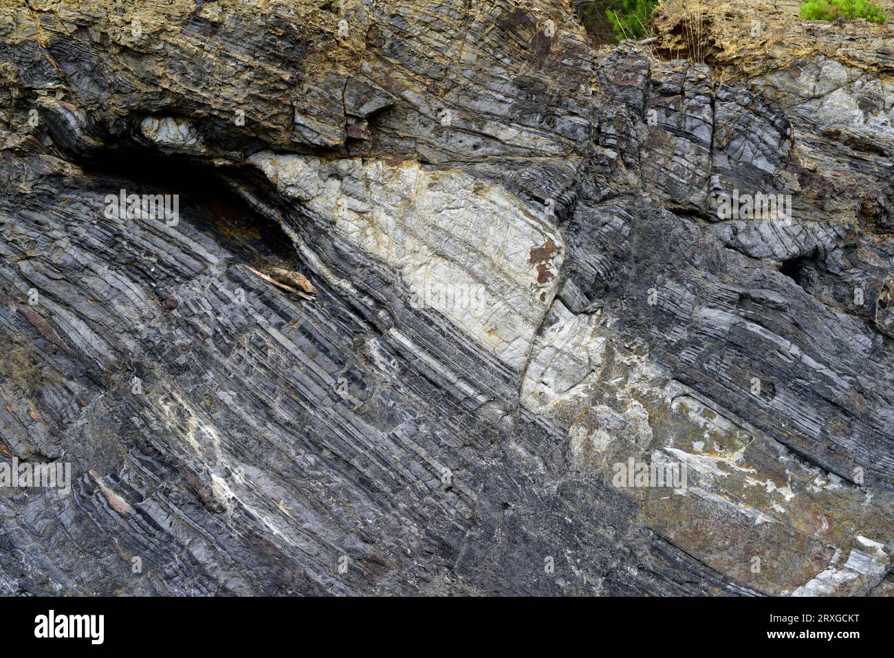 Reverse fault hi-res stock photography and images - Alamy