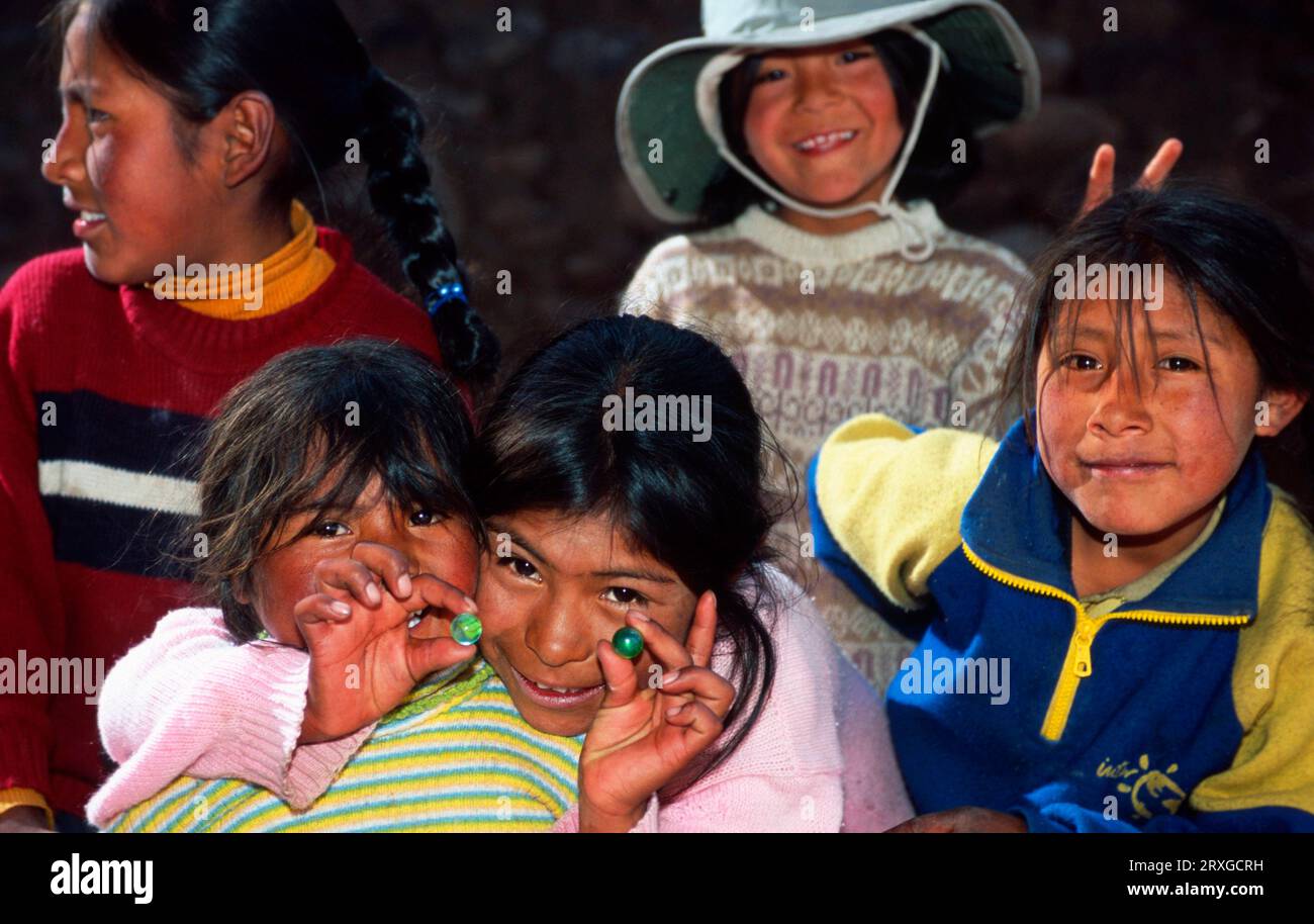 Indio children, Pucara, Peru Stock Photo - Alamy