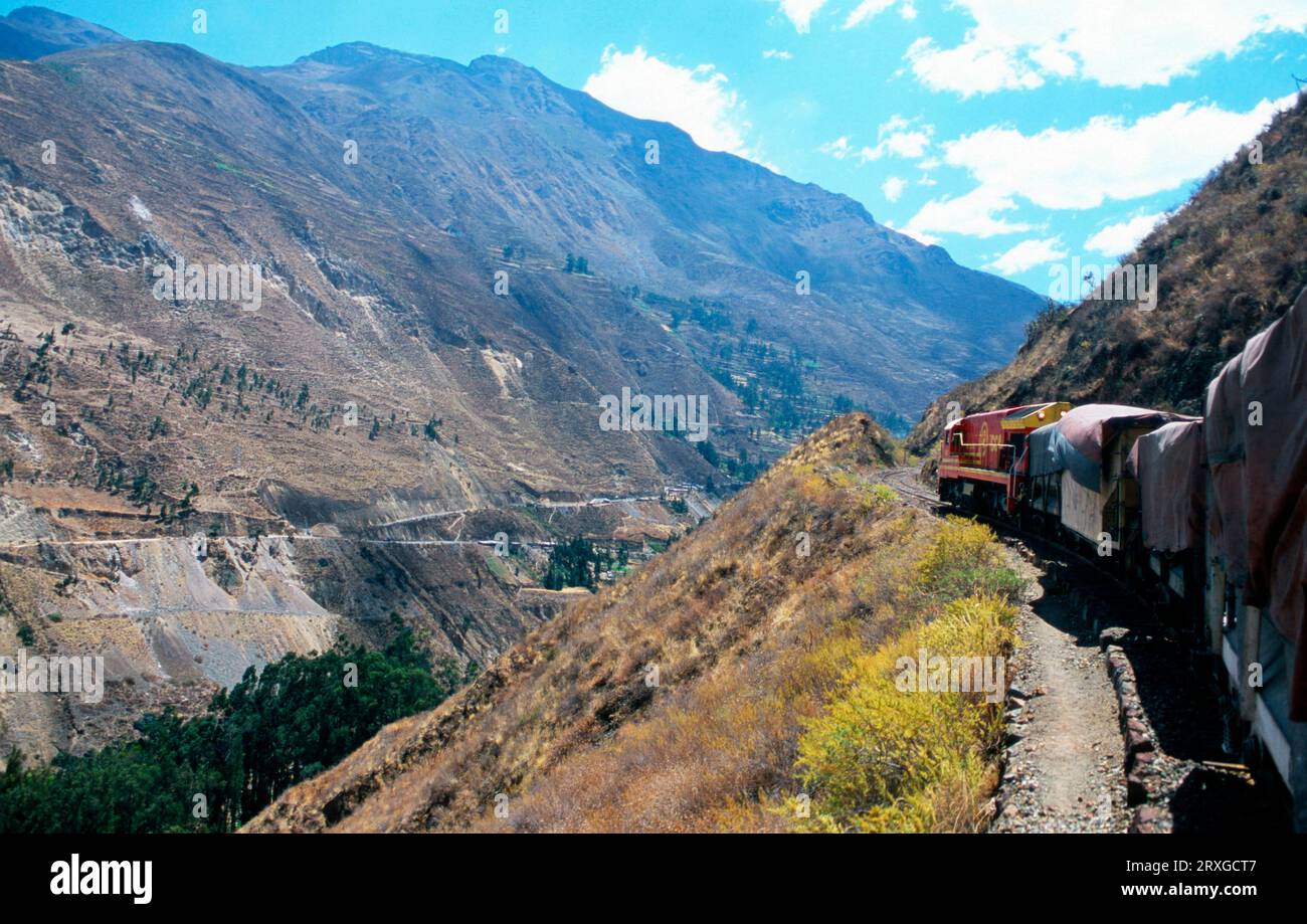 Railway 'Ferrocarril Central' between Lima and Huancayo, railway ...