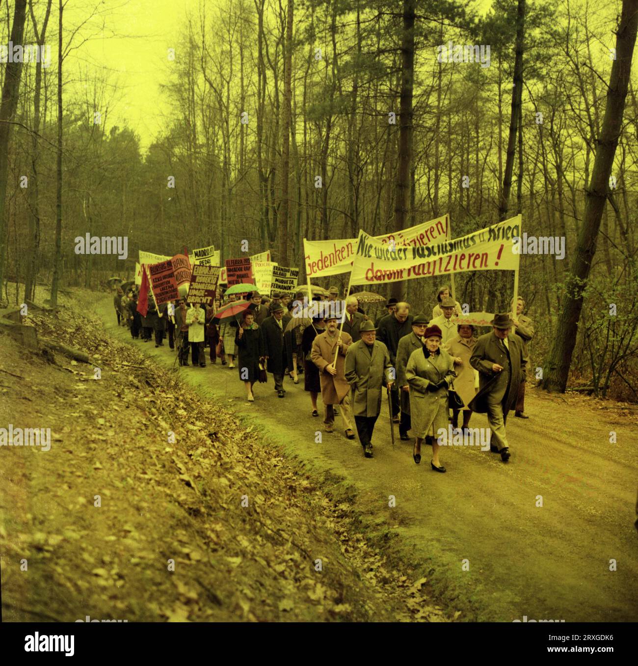 DEU, Germany: The historical colour photos from the times of the 1970s ...