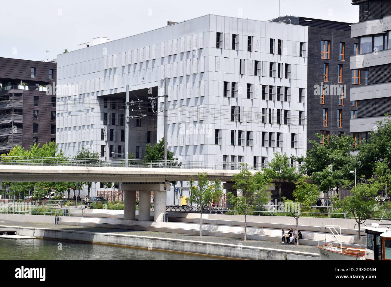 A cluster of modern office buildings on the north side of a boating ...