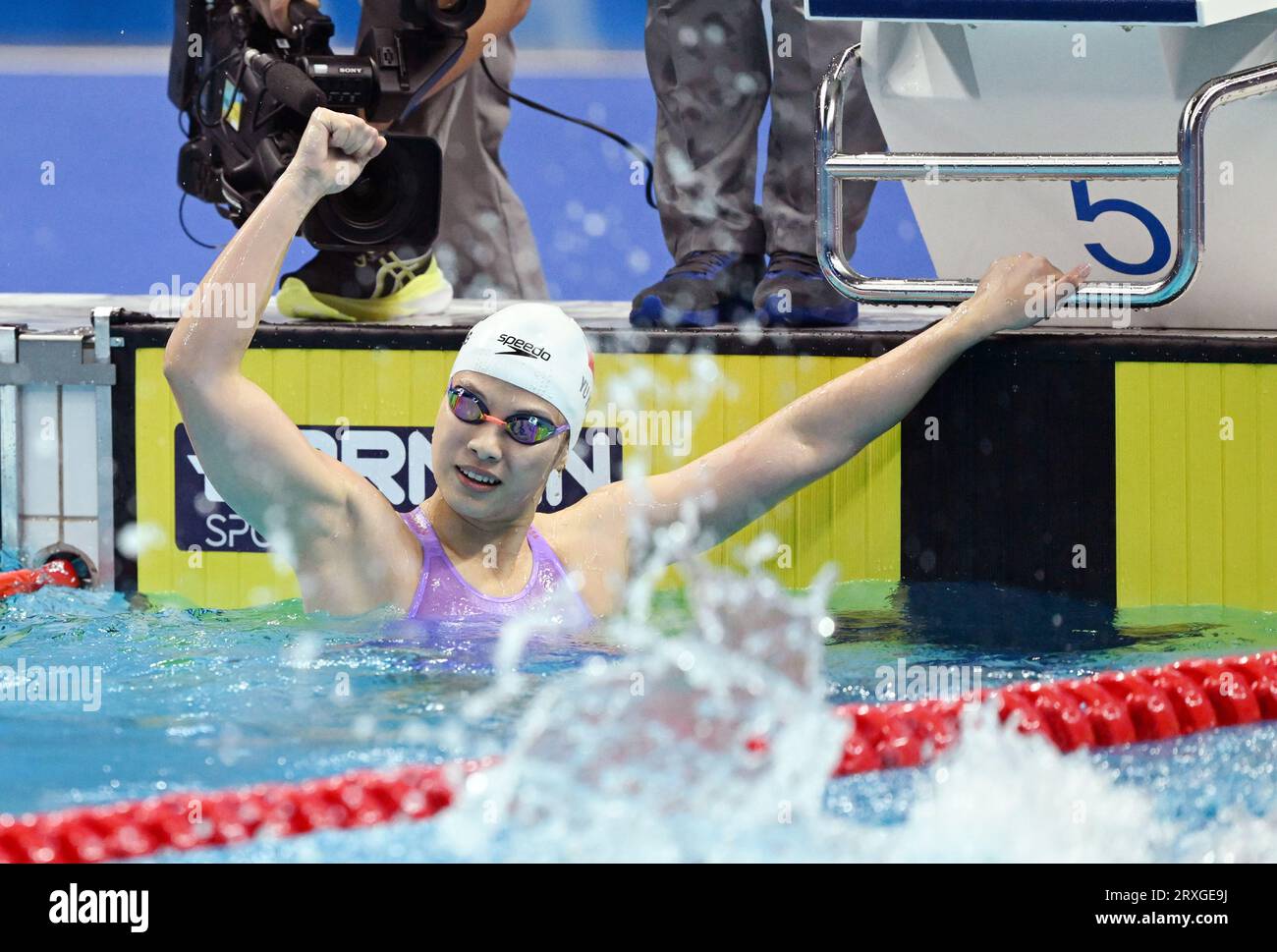 Hangzhou, China's Zhejiang Province. 25th Sep, 2023. Yu Yiting of China ...