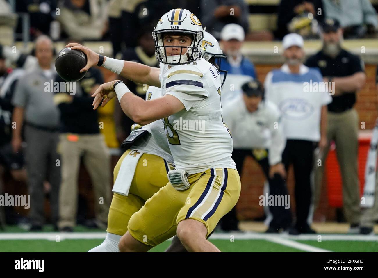 Georgia Tech quarterback Haynes King (10) looks to pass against Wake ...