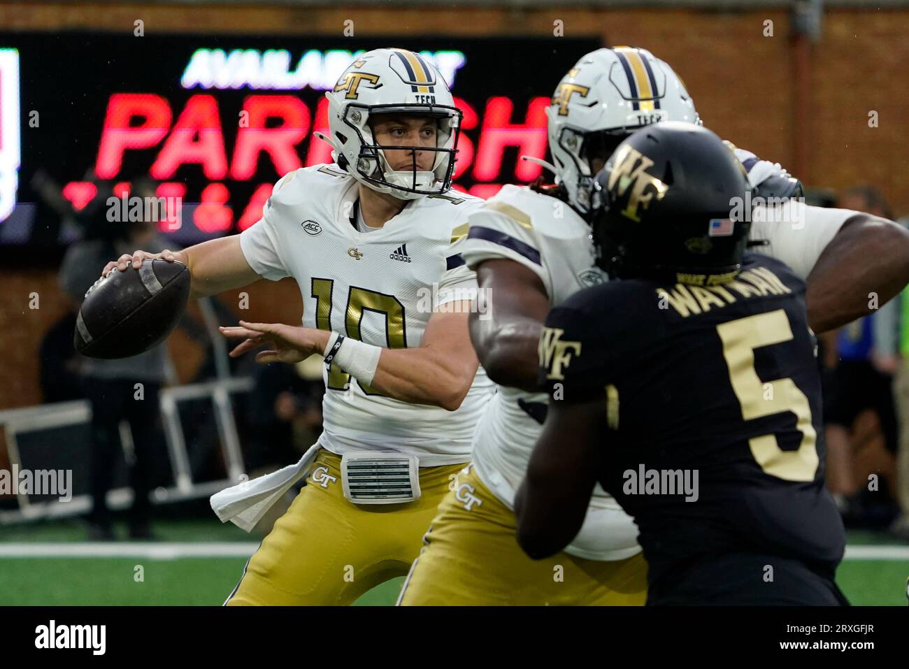 Georgia Tech quarterback Haynes King (10) looks to pass against Wake ...