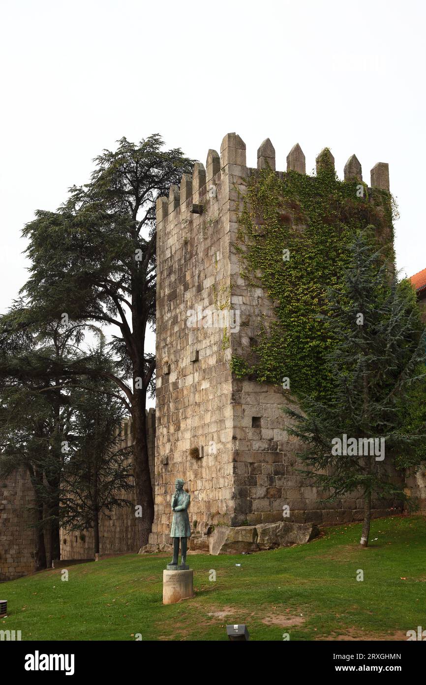 Crenelated tower hi-res stock photography and images - Alamy