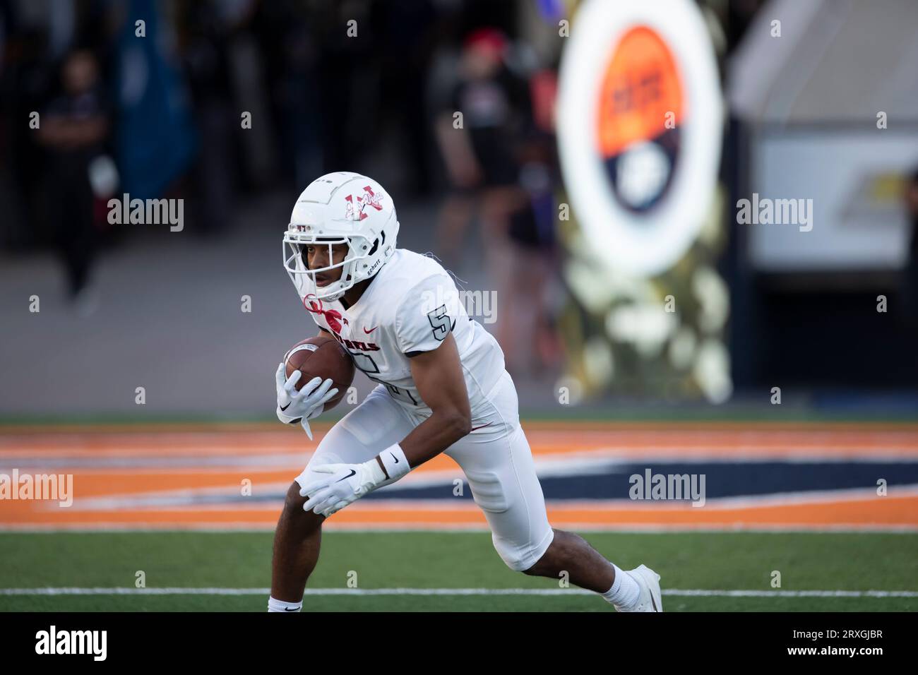 UNLV running back Vincent Davis Jr. warms up before an NCAA college ...