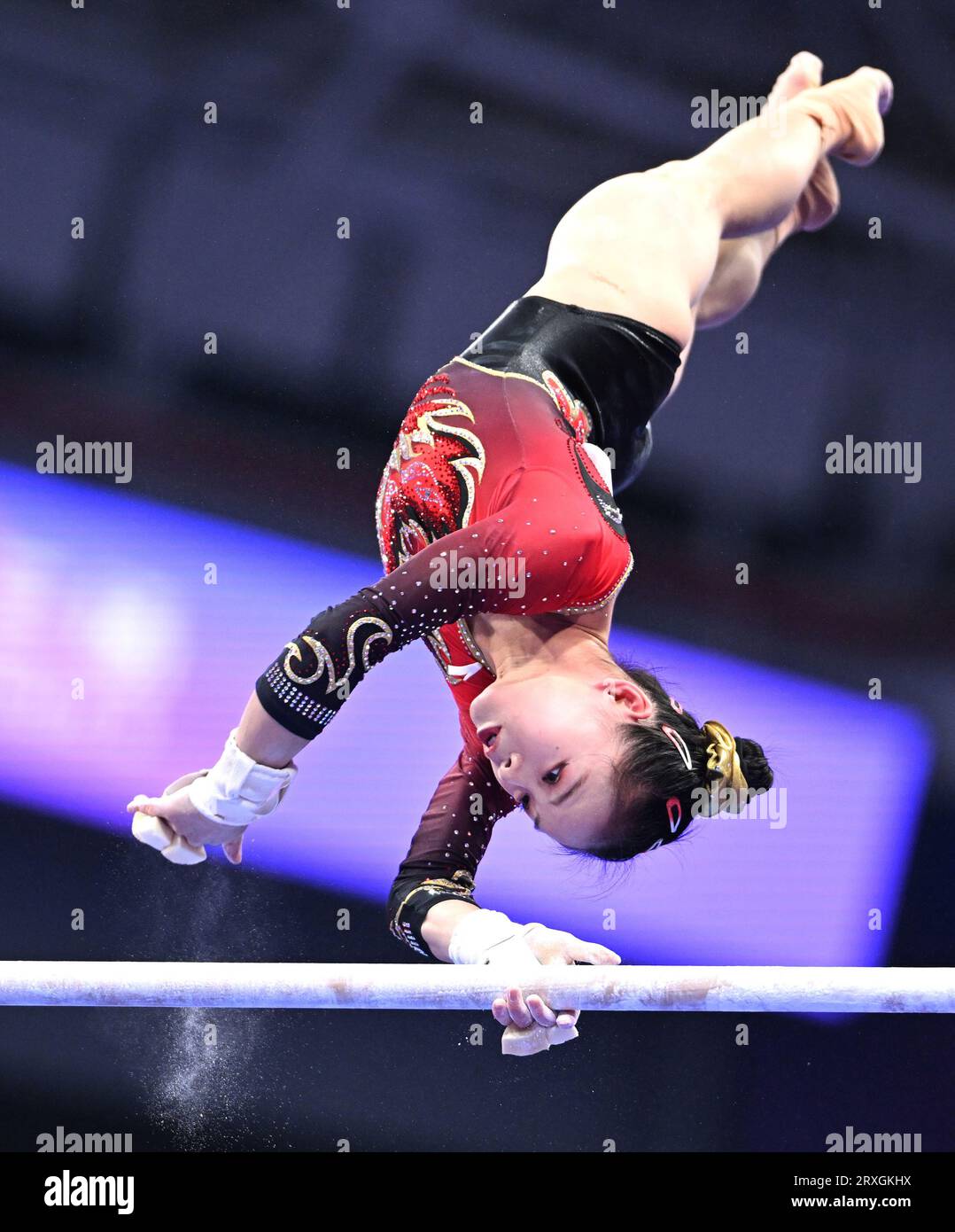 Zhang xinyi gymnastics hi-res stock photography and images - Alamy