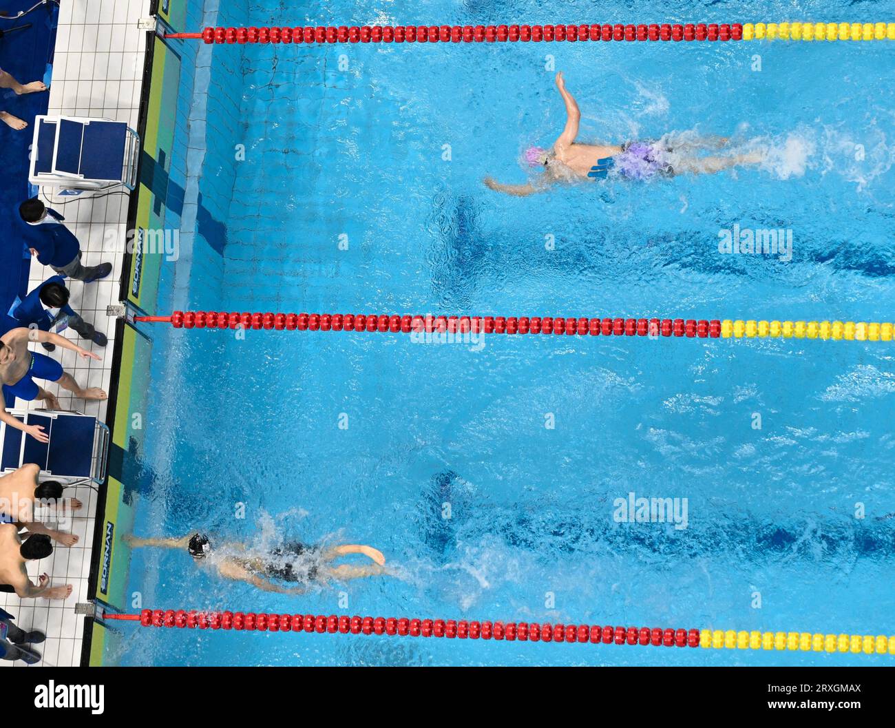 Hangzhou, China's Zhejiang Province. 25th Sep, 2023. Hwang Sunwoo (bottom) of South Korea ...