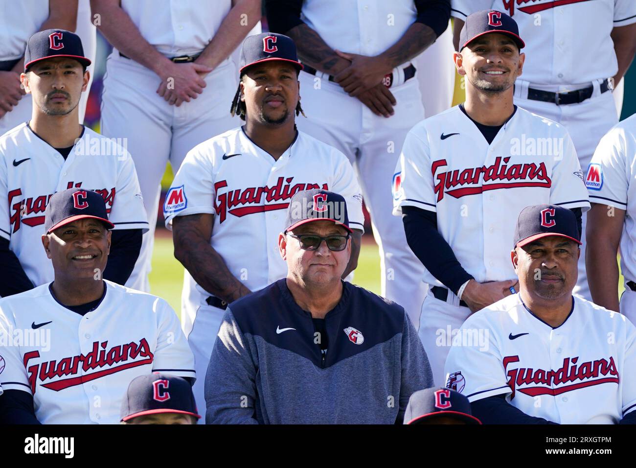 Cleveland Guardians manager Terry Francona, center, poses with the team ...