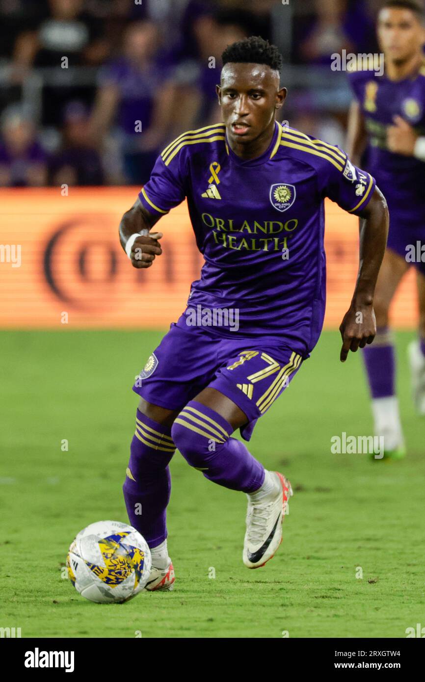 Orlando City forward Iván Angulo (77) controls the ball against the ...